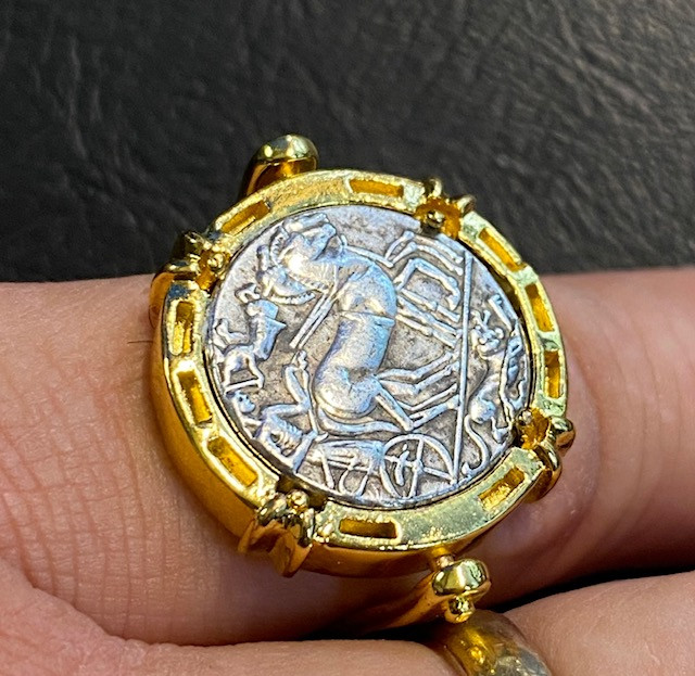Flip over ring Caesar and chariot ring as dress or casual wear