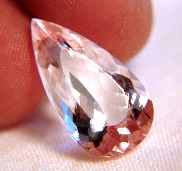 Morganite Information - The Pink Beryl | Gem Rock Auctions