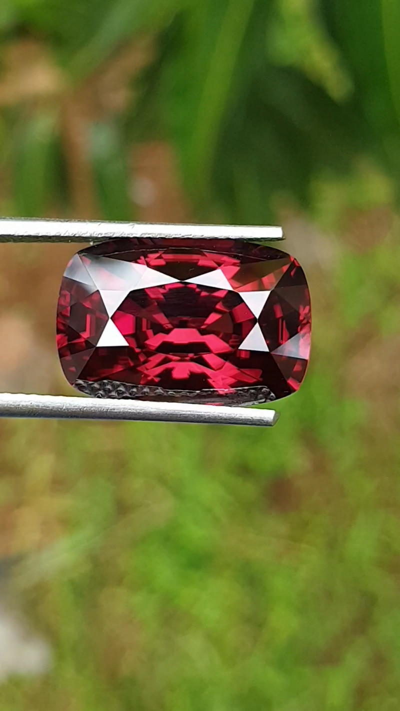13.33 cts Orangish red zircon Sri Lanka.