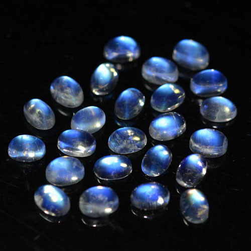 13.24Cts Natural Blue Moon stone 6 X 4mm Oval Calibrated