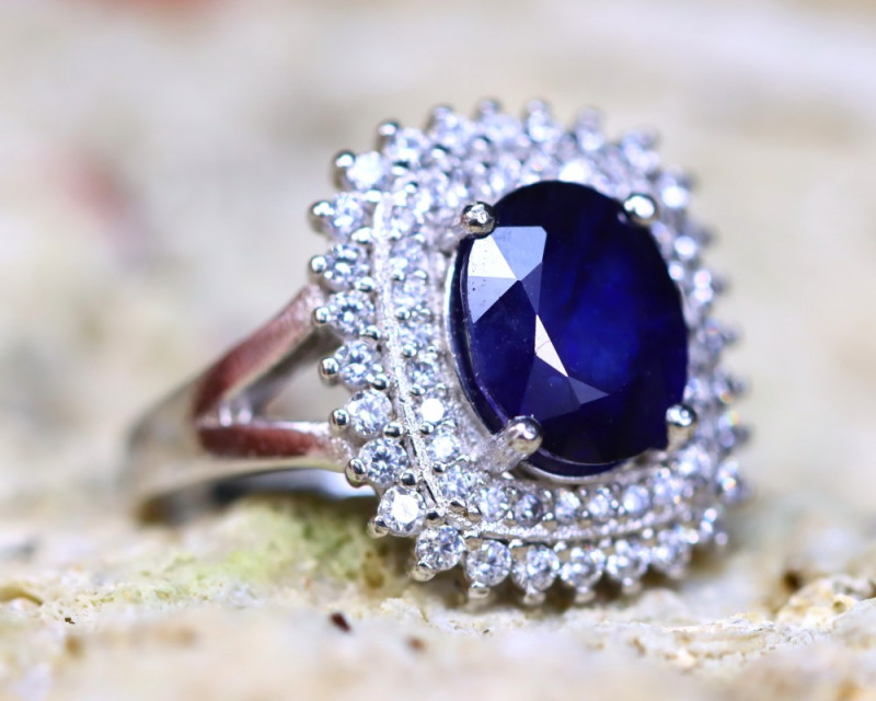 Blue Sapphire Ring 5.25g 925 Sterling Silver Ring ER01