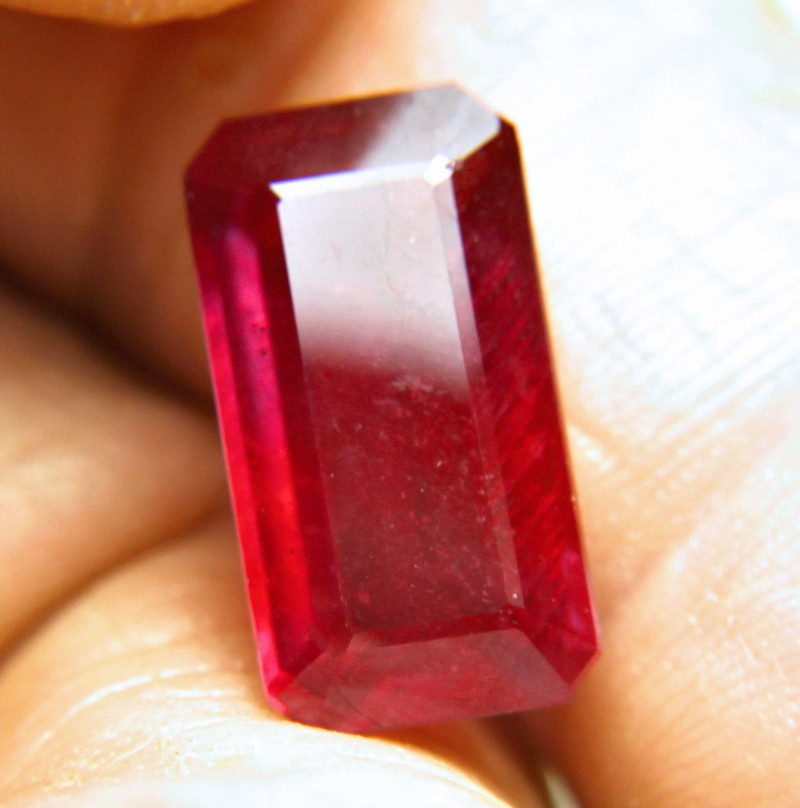 12.83 Carat Fiery Ruby - Gorgeous