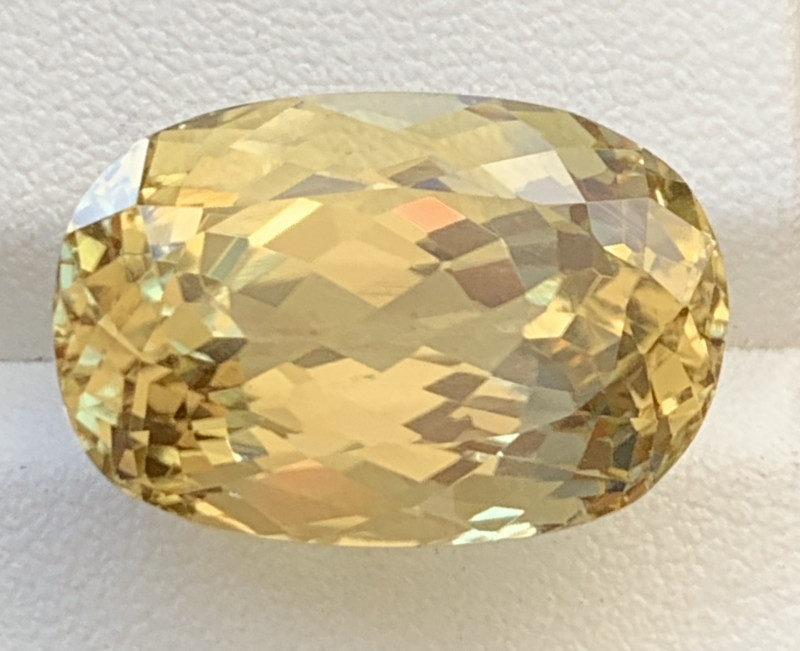 29.50 Carats Spodumene Gemstone