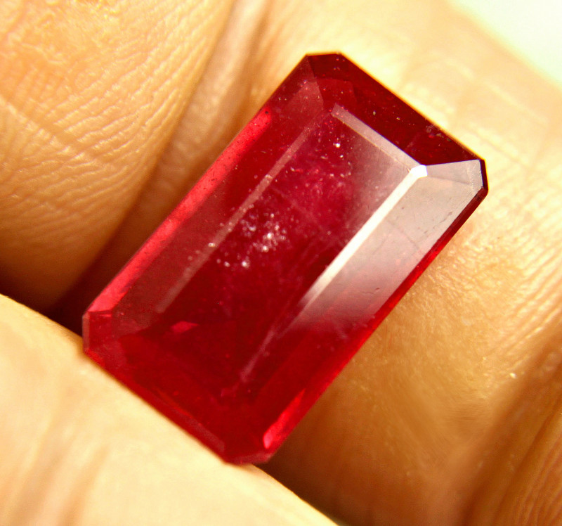 6.33 Carat Fiery Red African Ruby - Gorgeous