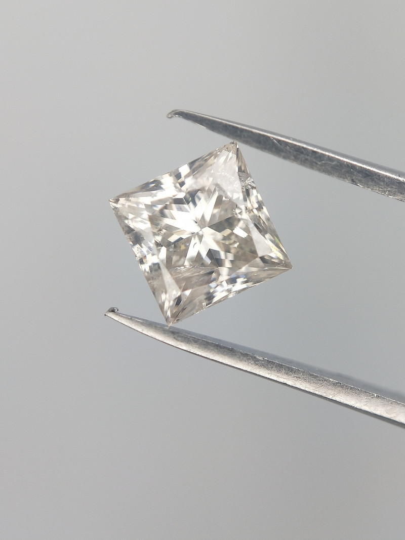 Light Color Diamond , Collectible Diamond Gemstone