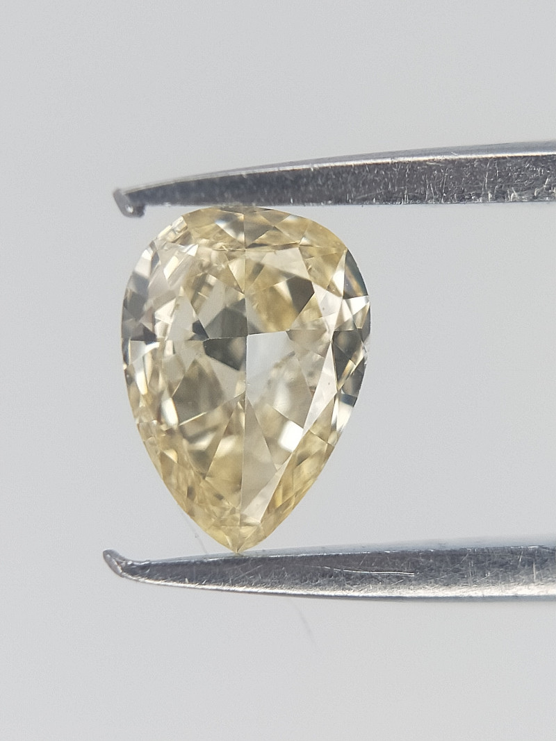 Light Yellow Diamond , Natural Pear Cut Yellow Diamonds 0.11 CTS