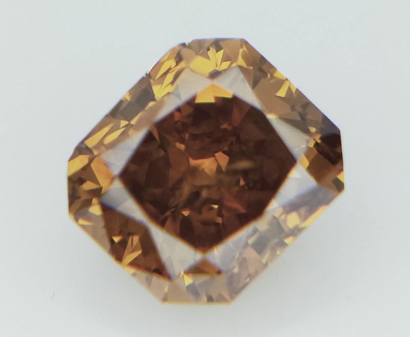 Radiant Brilliant cut Red Diamond 0.62cts