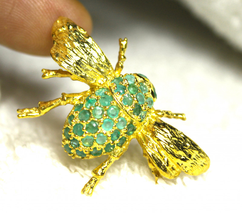 39.12 Tcw. Emerald Gold Plated Bug (40mm) - Gorgeous