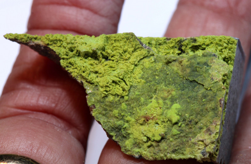 73.45 CTS- GREEN GASPEITE ROUGH RG-5903 raregems