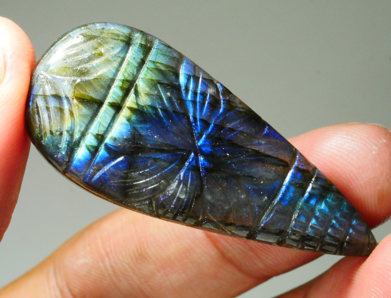 53.725 CRT STUNNING NATURAL LABRADORITE CARVINGS