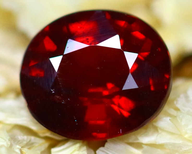 Umbalite 2.30Ct Natural Umbalite Garnet E2825/B28