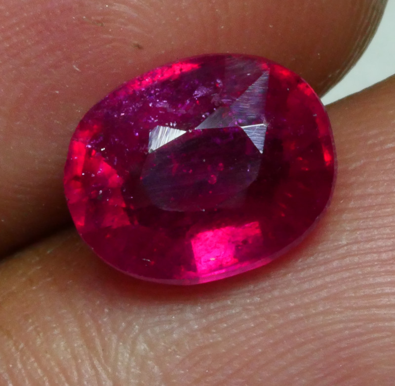 3.24CRT BEAUTY AFRICAN RED RUBY GEMS