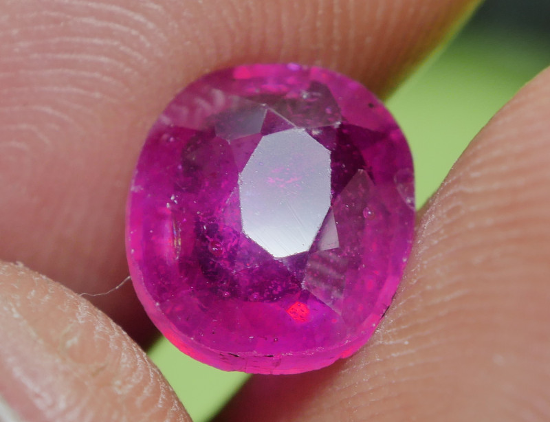 2.95 CRT BEAUTY AFRICAN RED RUBY GEMS