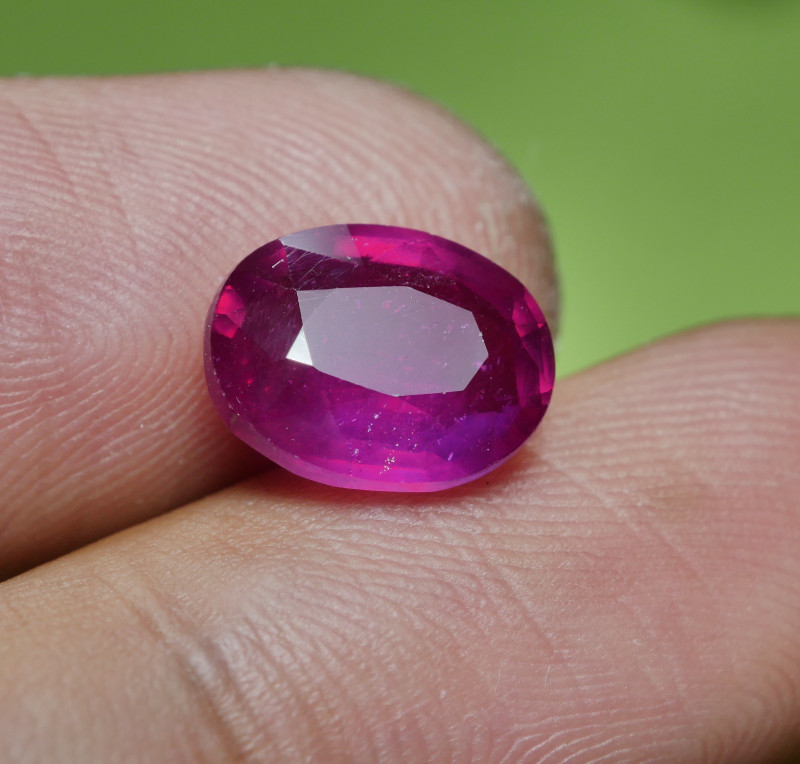 3.9CRT BEAUTY AFRICAN RED RUBY GEMS