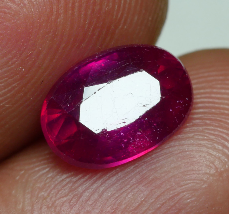 2.37CRT BEAUTY AFRICAN RED RUBY GEMS