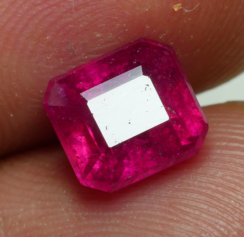 3.00CRT BEAUTY AFRICAN RED RUBY GEMS