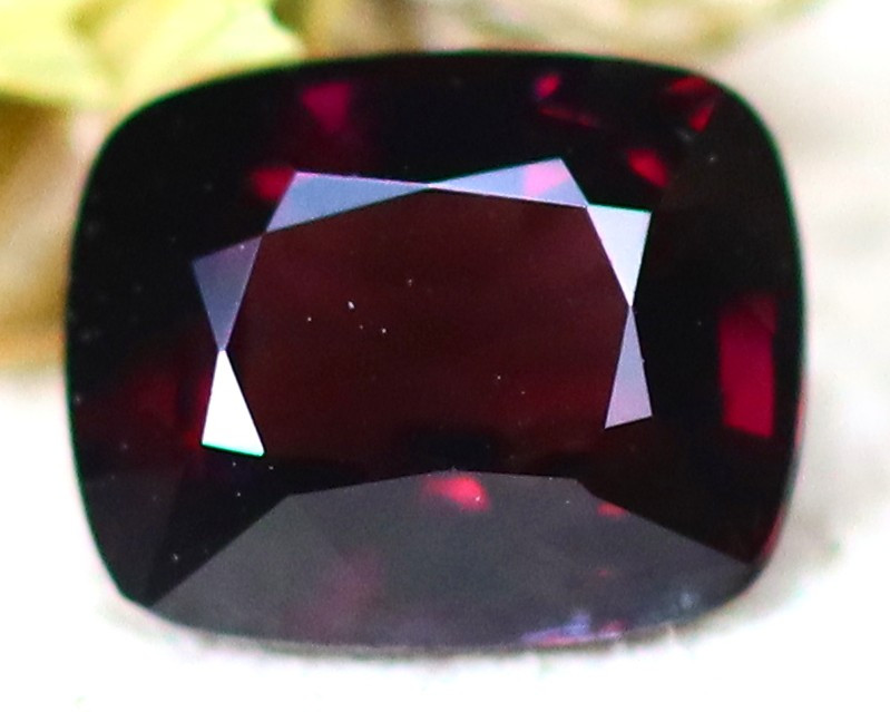 Spinel 1.18Ct Mogok Spinel Natural Burmese Red Spinel DR1001/B58
