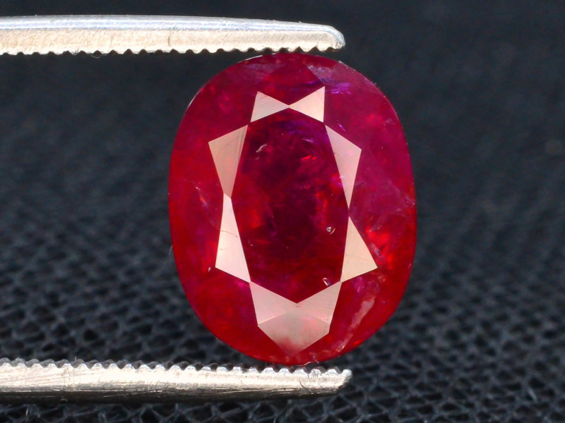 Premium Grade 4.55 Ct Pigeon Blood Ruby Afghanistan