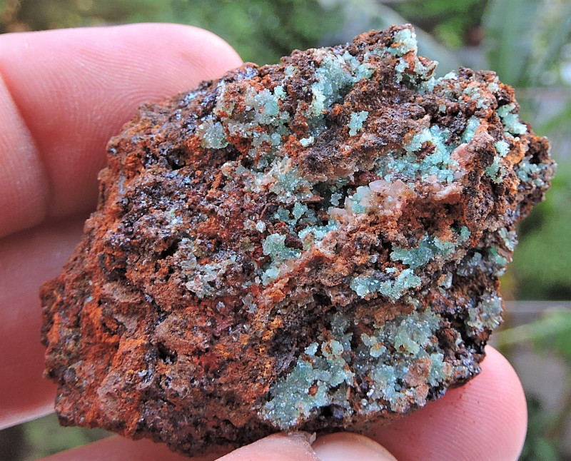 30.20g ADAMITE CRYSTALS SPECIMEN FROM THE ANCIENT LAVRIO MINES IN GREECE