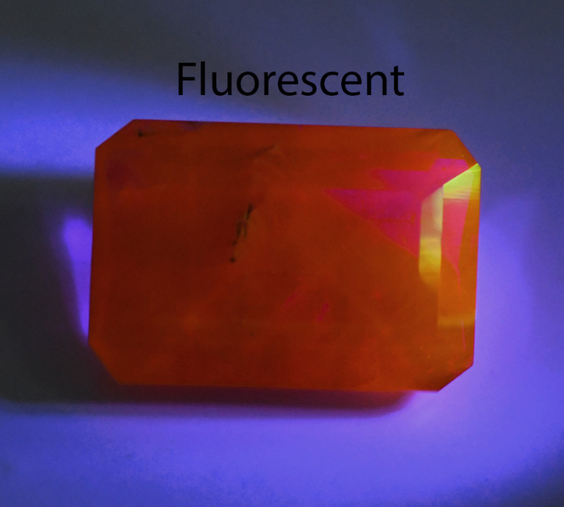 2.82Ct Hackmanite Transparent Fluorescent Phosphorescent Tenebrescent