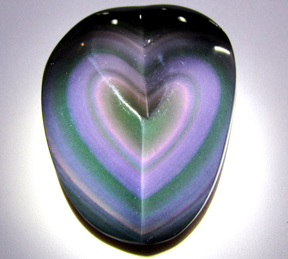 MEXICAN CHATOYANT OBSIDIAN 158 CARATS RT 630