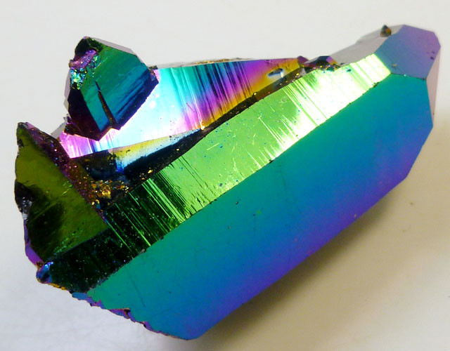STUNNING TITANIUM TREATED QUARTZ 99.95 CTS MS29