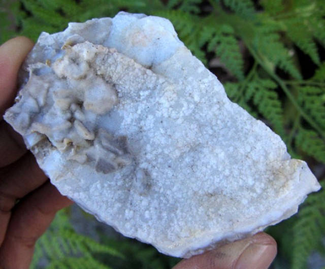 AUSTRALIAN DRUSY QUARTZ & CHALCEDONY MINERAL SPECIMEN 190 CTS MYGM