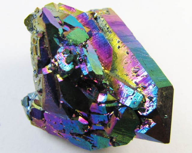 87 CTS STUNNING TITANIUM TREATED CRYSTAL MYGM 1813