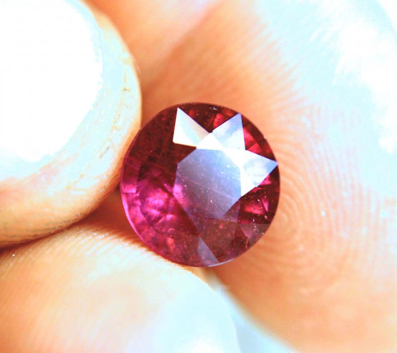 5.48 Carat Fiery Ruby - Superb