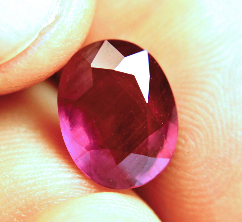 6.74 Carat Fiery Purplish Red Ruby - Superb