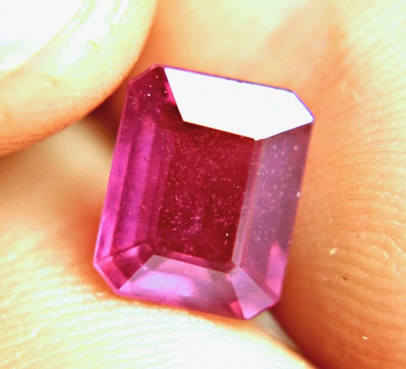 4.78 Carat Flashy, Fun Ruby - Lovely