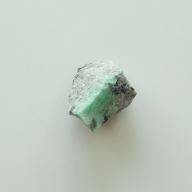 Natural Raw Emerald Emerald Specimen/ Green Emerald Home Décor Rocks ...