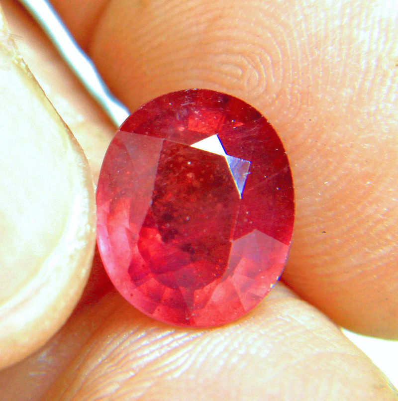 6.85 Carat Fiery Red Ruby - Gorgeous