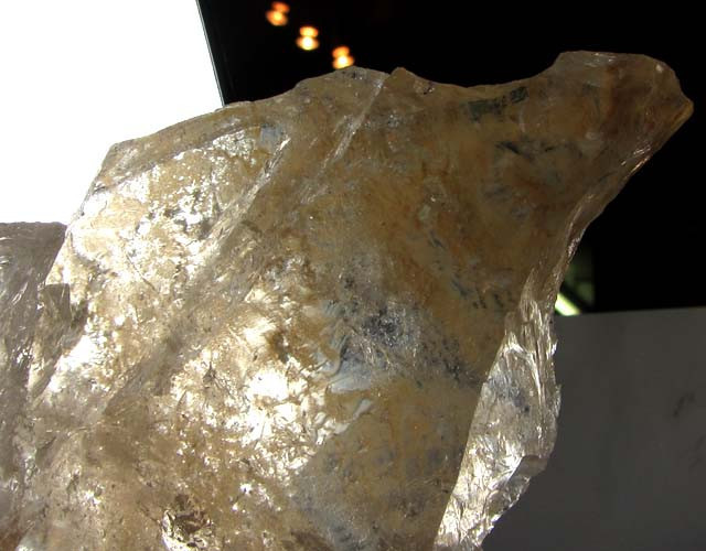 0.984 KILO POLISHED QUARTZ SPECIMEN MYGS 136