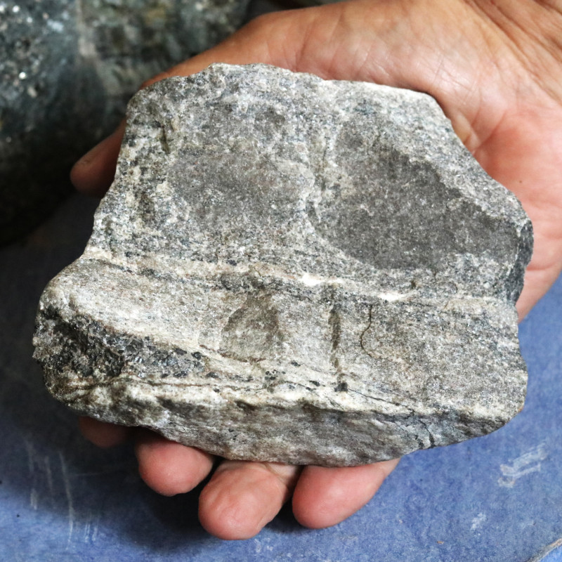 .900 kilo Fluorescent Minerals -Manganosite Peru specimen MM 115